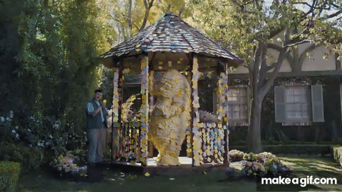 Mo’s Mulch & Mow | Progressive Insurance Commercial on Make a GIF