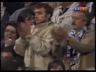 El día que el Santiago Bernabéu aplaudió a Ronaldinho. on Make a GIF