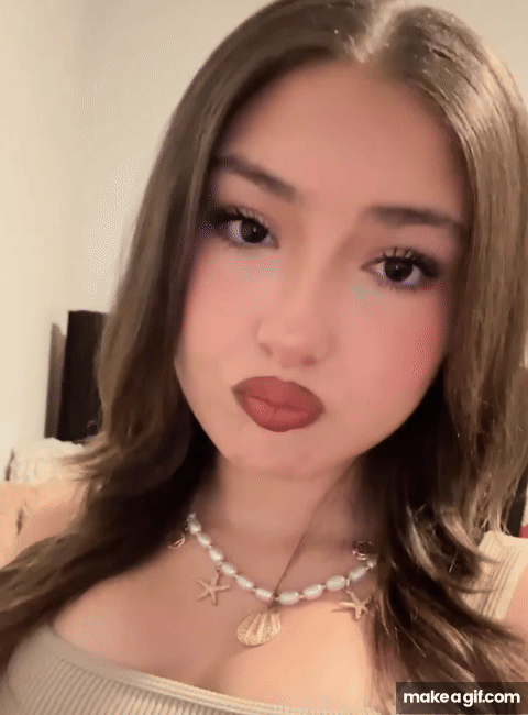 Ekitten on Make a GIF
