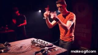 That Moment When The Crowd goes OOOOOOOH ! BEATBOX EDITION on Make a GIF