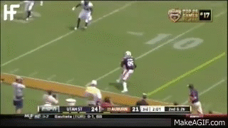 Gif De Jukes De Futebol Watch Russell Wilson Stiff Arm A LB, Then Juke