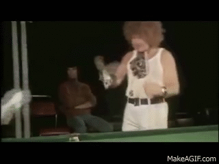 Benny Hill - Schiaffi in testa.avi on Make a GIF
