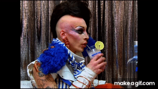 Jiggly Caliente vs Lashauwn Beyond | RuPaul's Drag Race Season 4 on ...
