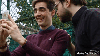 Wtc Antoine Daniel téléphone vertical on Make a GIF