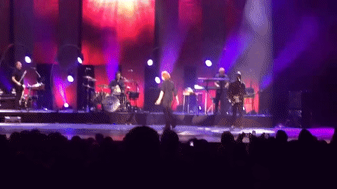 It's Only Love - Simply Red at Live (Ciudad de México) on Make a GIF
