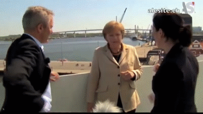 Angela Merkel hinter der Kamera - so gibt sie sich wirklich! on Make a GIF