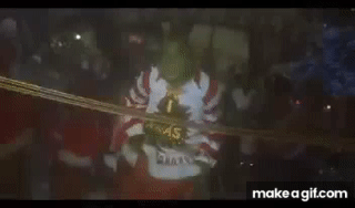 Dr. Seuss' How the Grinch Stole Christmas - Sack Race Scene on Make a GIF