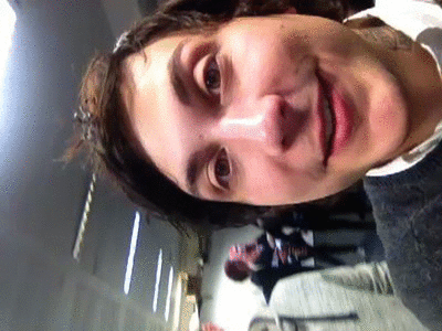 Meeting Frank at the Kerrang! office on Make a GIF