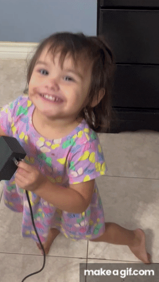 Nomas on Make a GIF