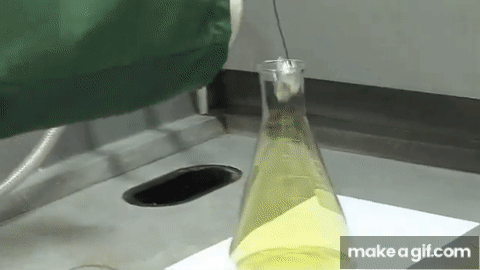 Chlorine Gas and Aluminium (reaction only) on Make a GIF
