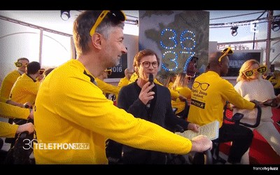 Le prési' au téléthon on Make a GIF