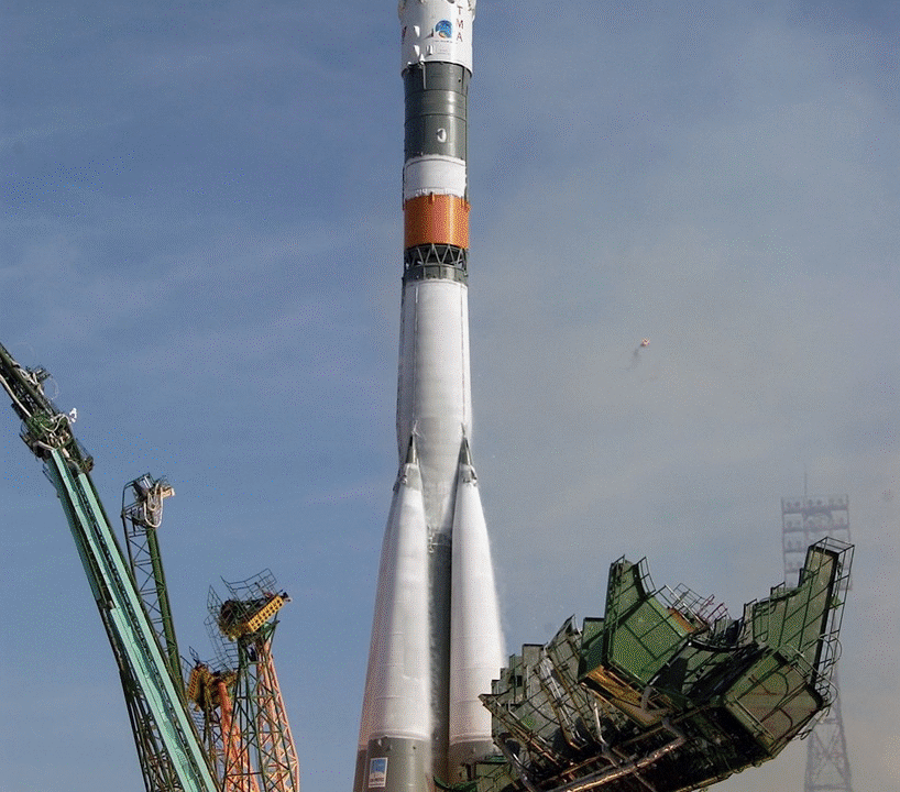 Soyuz 2 on Make a GIF