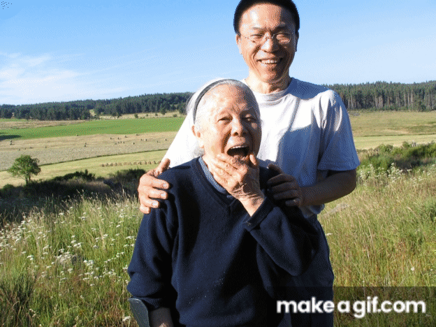 Hommage gif Maman 2018 on Make a GIF