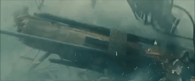 Pirates of the caribbean - Sinking of HMS Endeavour & Cutler Beckett's ...