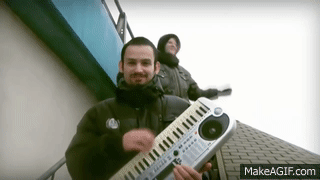 Tiger Bonzo - Uwielbiam to w dziewczynach ( tekst ) on Make a GIF