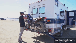Camper on Make a GIF