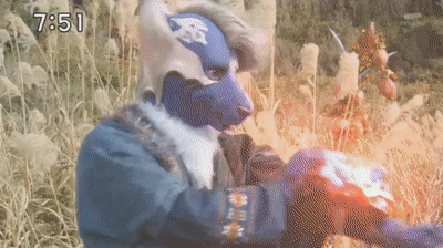 Kyuranger - Garu ( Ookami Blue ) Henshin! on Make a GIF