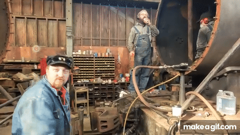 Rowdy on Make a GIF
