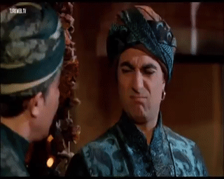 Sümbül Ağa vs. Gül Ağa on Make a GIF