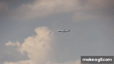 Giant RC 747 looses wing and crashes into field on Make a GIF