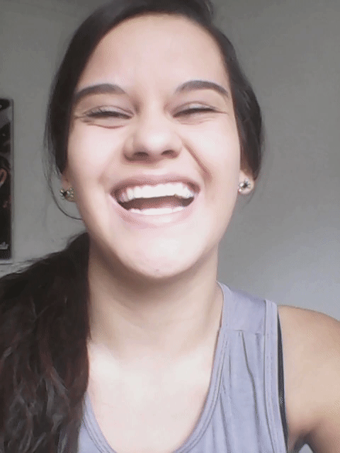 Cuando cuentas un chiste y nadie se ríe... on Make a GIF