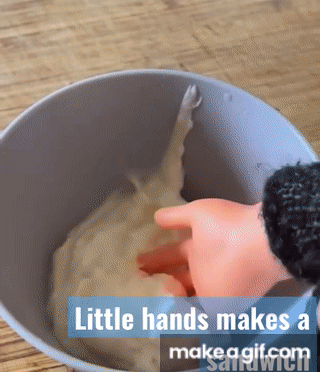 Little hands makes a sandwich on Make a GIF