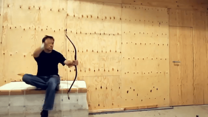 Lars Andersen: a new level of archery on Make a GIF