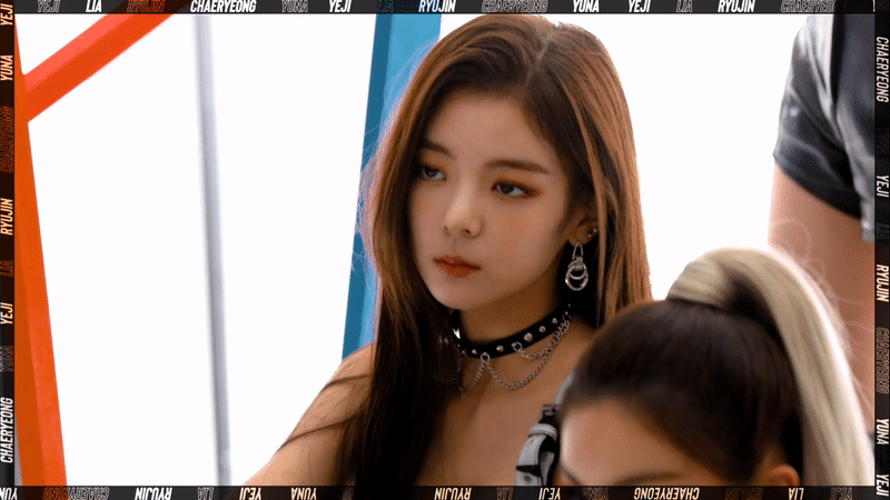 ITZY "IT'z ME" JACKET MAKING FILM on Make a GIF