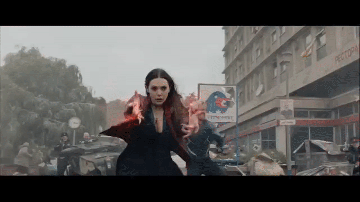 Scarlet Witch / Wanda Maximoff (Elizabeth Olsen) - Avengers: Age of ...