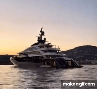 -2147483648_-214228 on Make a GIF