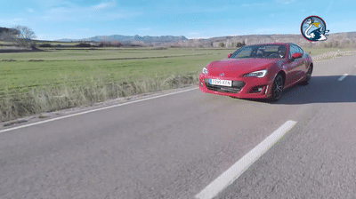 Subaru BRZ vs Mini JCW... ¿qué es mejor? - pedalafondo.es on Make a GIF
