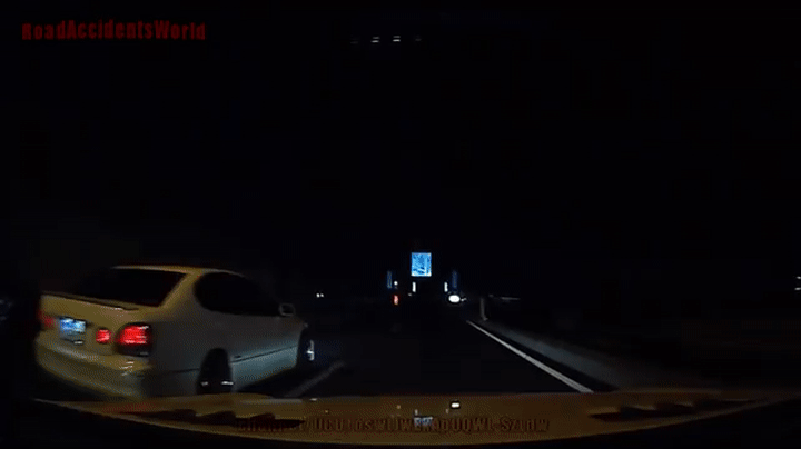 JAPAN CAR CRASHES & BAD DRIVERS / JAPANESE CAR CRASH COMPILATION / ROAD ...