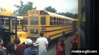 A rocking bus on Make a GIF