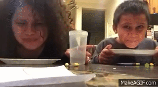 Gif De Niño Vomitando Imaginecristianoronaldo On Tumblr