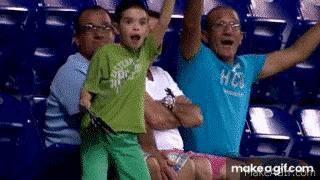 Gif De Niño Bailando