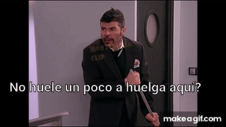LQSA - ¿No huele un poco raro aquí? on Make a GIF
