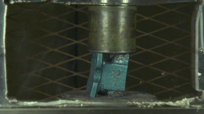 Crushing Anvil With Hydraulic Press on Make a GIF