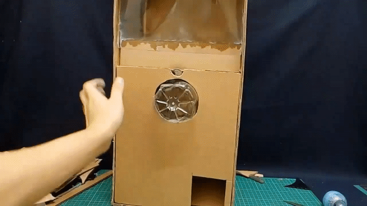 How to make Gashapon Machine ! on Make a GIF
