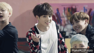 [MV] BTS(방탄소년단) _ FIRE (불타오르네) on Make a GIF