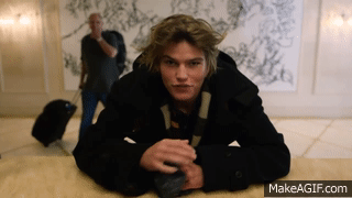 Home Alone 2: Lost in New York, Starring Model Jordan Barrett on Make a GIF