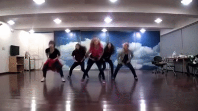 f(x) 에프엑스-Gangsta boy dance practice 【Pinocchio】 on Make a GIF