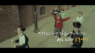 [배스킨라빈스] EXO가 극찬한 무비씨어터팝콘 TVCF(30") ★이벤트★를 확인하세요. on Make a GIF