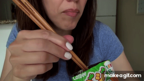 SassEsnacks ASMR: Eating Crunchy Chewy Japanese Snacks | WowBox Kawaii ...