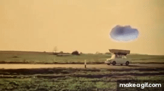 La Nuvola di Fantozzi on Make a GIF