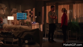 Olicity 4.05 Part 4 Queen Family at the Queen Hospital Suite on Make a GIF