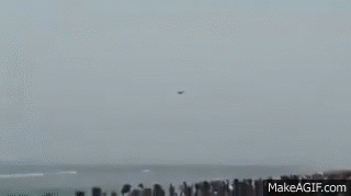 Avión rompe la barrera del sonido. - Plane breaks the sound barrier. on ...
