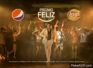 Riquelme baila "feliz" en un anuncio de Pepsi & Lays 2011 on Make a GIF