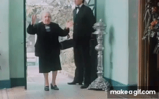¿A dónde está mi amiga? - Esperando la Carroza on Make a GIF