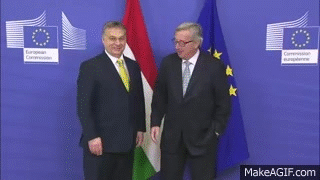 Orbán Viktor csodálatos kézfogása Brüsszelben on Make a GIF
