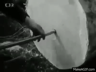 Splitting Wood The Old Way on Make a GIF